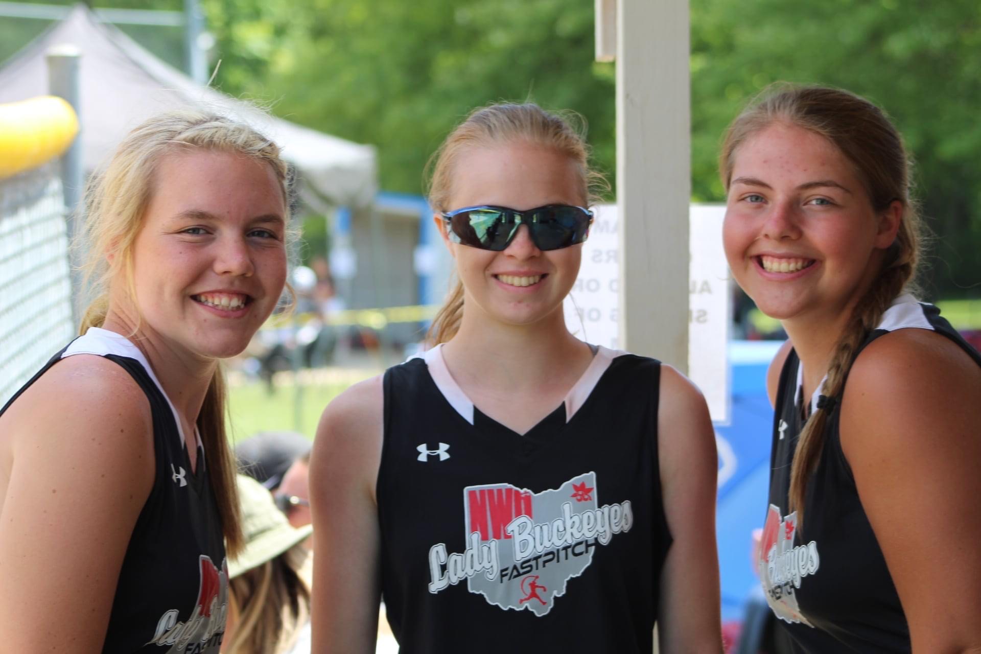Photo Gallery – NWO Lady Buckeyes Fastpitch